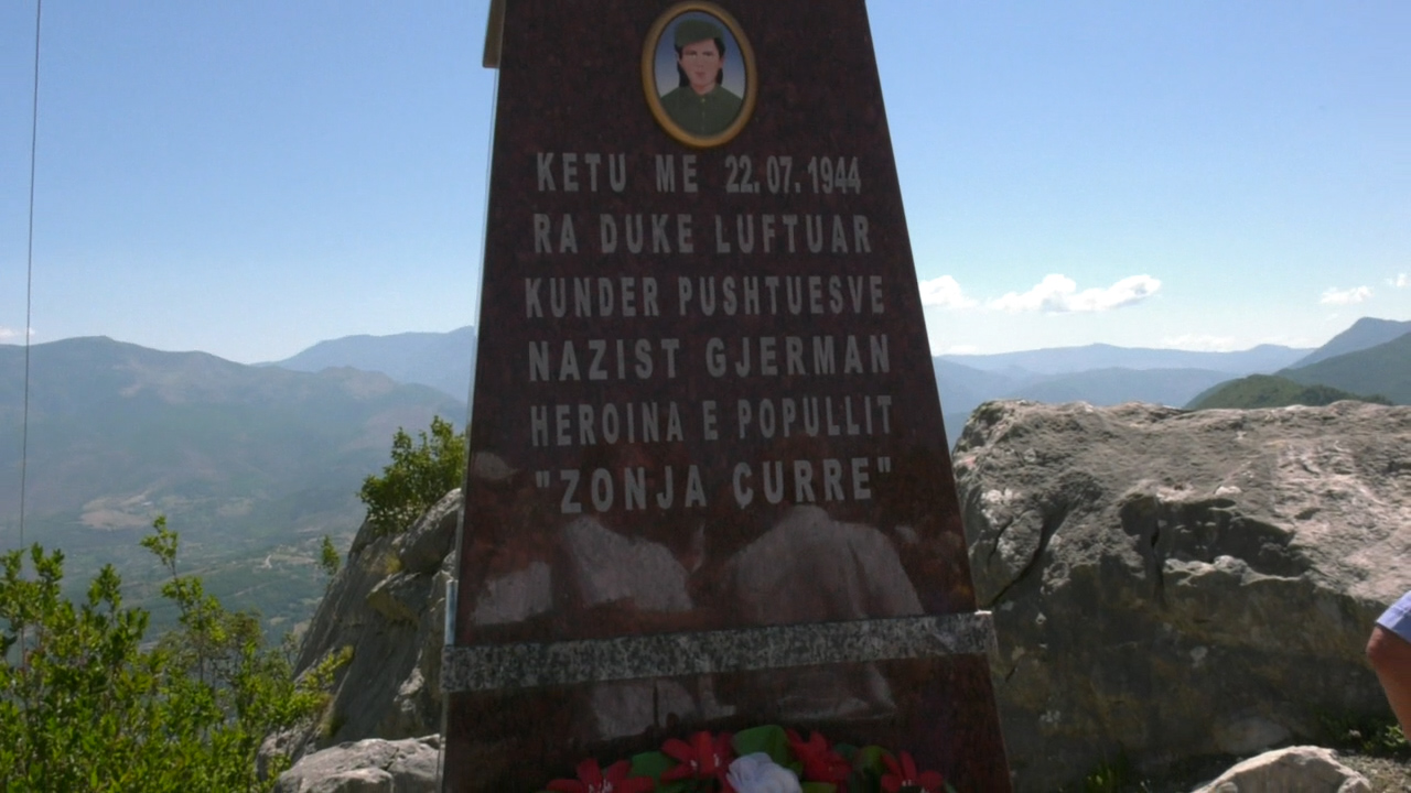 Përkujtohet 80 vjetori i rënies së Zonja Çurre në Qaf Shkalle të Xibrit